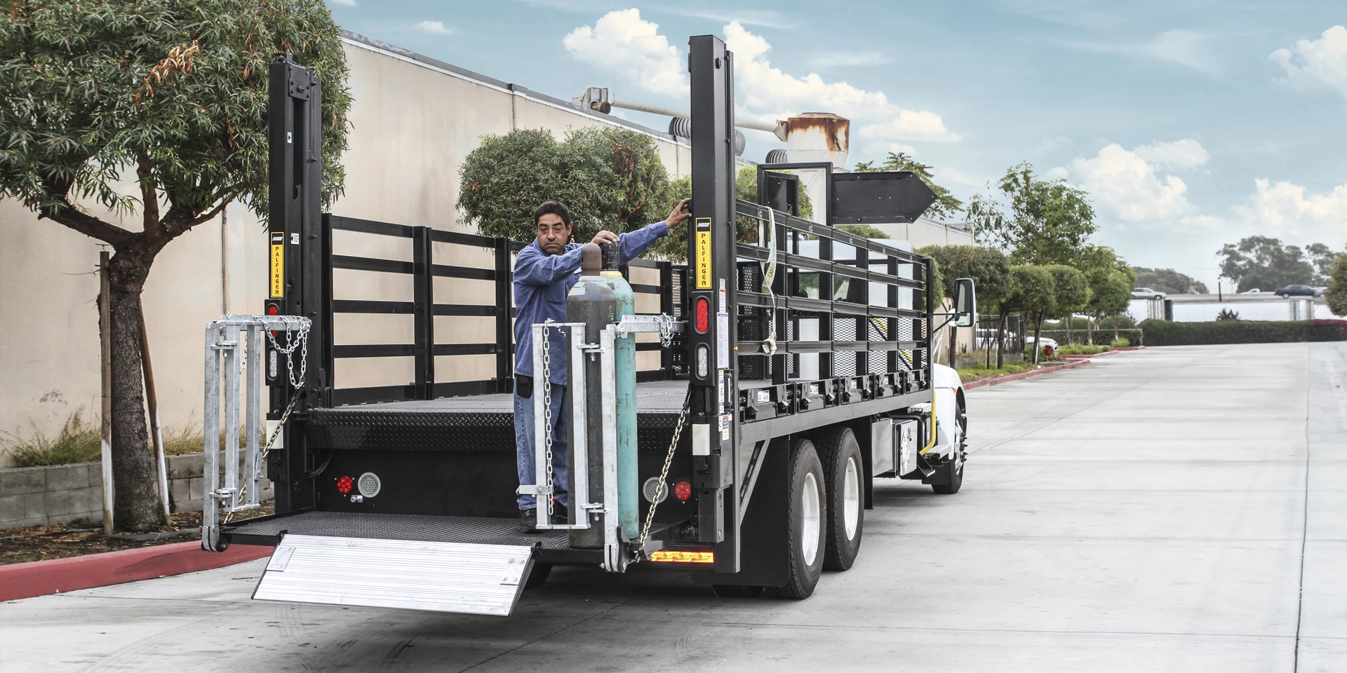 Palfinger - ILD-BG - Suffolk County Brake Service